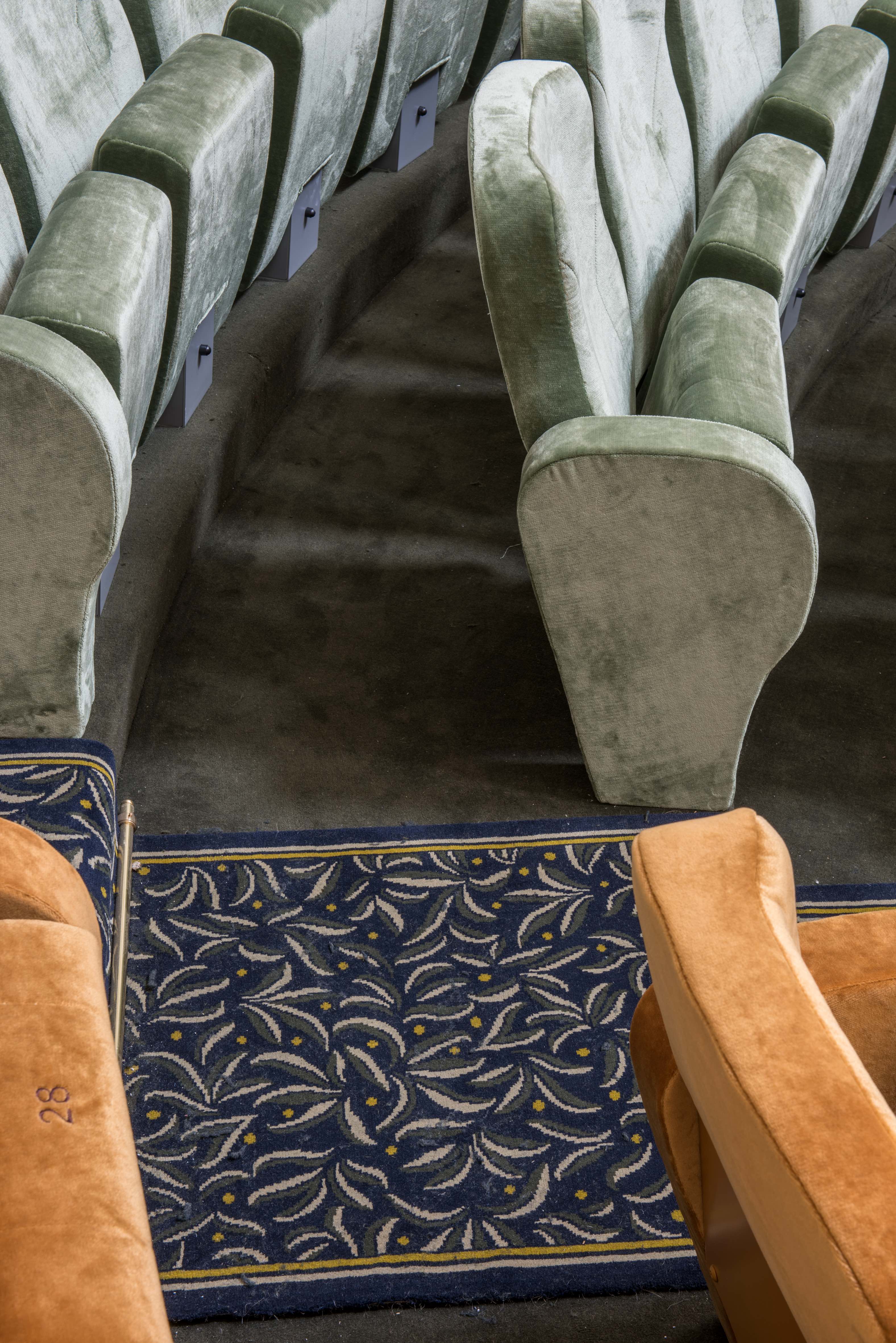 Institut de France - Carpet Society